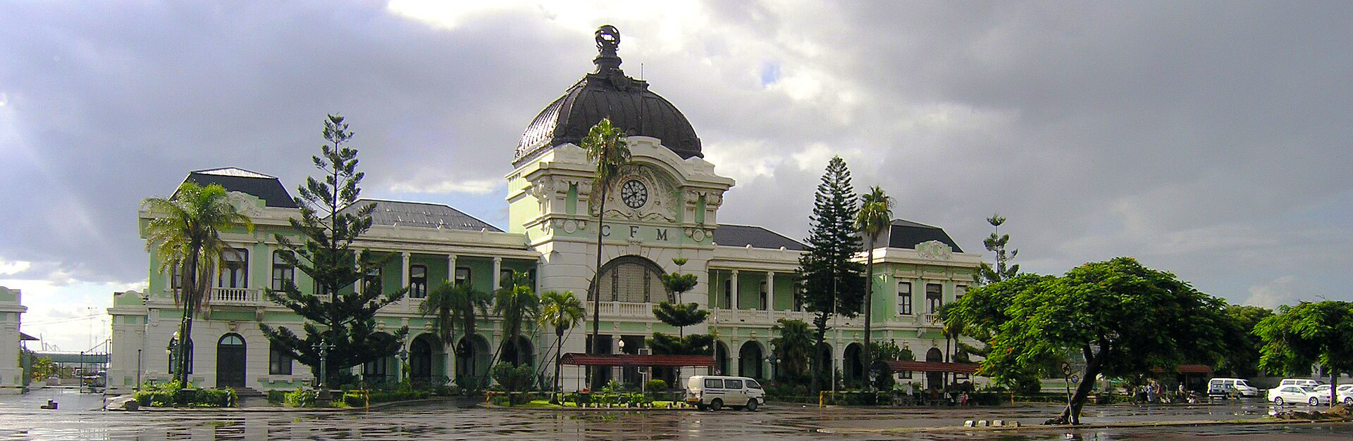 100 Anos da Estação dos CFM - CFM - Caminhos De Ferros de Moçambique
